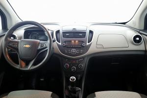 Brown Chevrolet Trax 2013 in Tallinn, with an engine capacity of 1.60 L and mileage of 268 thousand km for 2799 €, photo 6 on AUTOMOTO.COM.LV