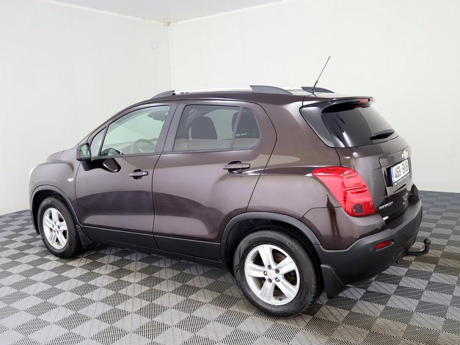 Brown Chevrolet Trax 2013 in Tallinn, with an engine capacity of 1.60 L and mileage of 268 thousand km for 2799 €, photo 12 on AUTOMOTO.COM.LV