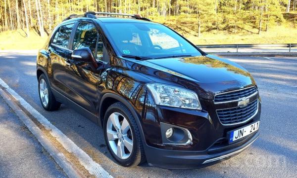 Brown Chevrolet Trax 2014 in Riga, with an engine capacity of 1.70 L and mileage of 182 thousand km for 4800 €, photo 2 on AUTOMOTO.COM.LV