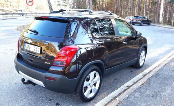 Brown Chevrolet Trax 2014 in Riga, with an engine capacity of 1.70 L and mileage of 182 thousand km for 4800 €, photo 3 on AUTOMOTO.COM.LV