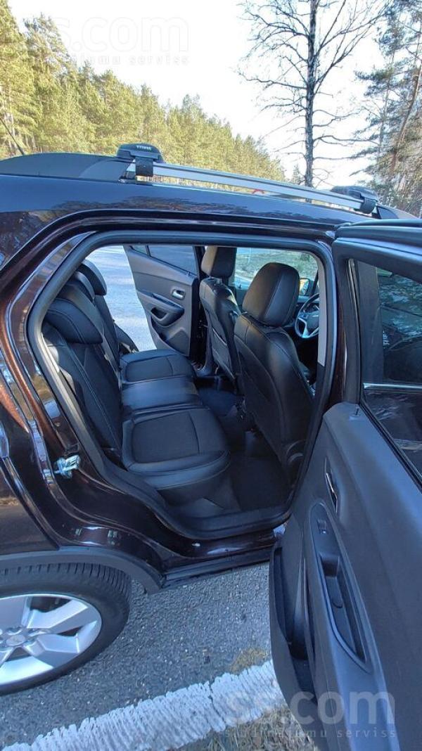 Brown Chevrolet Trax 2014 in Riga, with an engine capacity of 1.70 L and mileage of 182 thousand km for 4800 €, photo 9 on AUTOMOTO.COM.LV