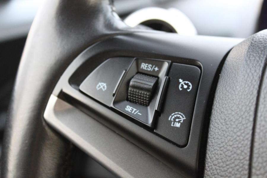 Chevrolet Trax 2014 in Riga, with an engine capacity of 1.70 L and mileage of 228 thousand km for 5950 €, photo 55 on AUTOMOTO.COM.LV