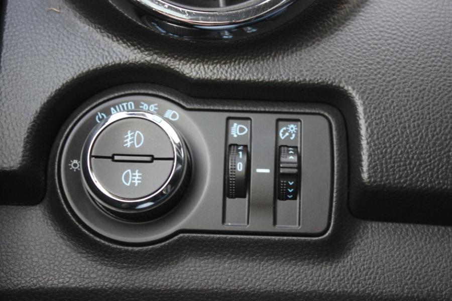 Chevrolet Trax 2014 in Riga, with an engine capacity of 1.70 L and mileage of 228 thousand km for 5950 €, photo 59 on AUTOMOTO.COM.LV