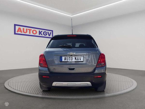 Grey Chevrolet Trax 2013 in Kaunas, with an engine capacity of 1.70 L and mileage of 224 thousand km for 6999 €, photo 4 on AUTOMOTO.COM.LV