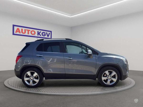 Grey Chevrolet Trax 2013 in Kaunas, with an engine capacity of 1.70 L and mileage of 224 thousand km for 6999 €, photo 6 on AUTOMOTO.COM.LV