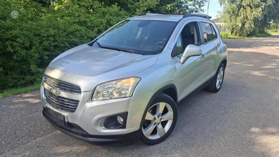 Grey Chevrolet Trax 2014 in Kaunas, with an engine capacity of 1.70 L and mileage of 220 thousand km for 5600 €, photo 3 on AUTOMOTO.COM.LV