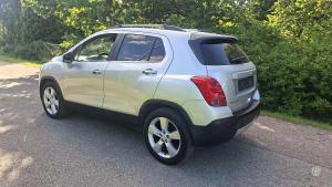 Grey Chevrolet Trax 2014 in Kaunas, with an engine capacity of 1.70 L and mileage of 220 thousand km for 5600 €, photo 11 on AUTOMOTO.COM.LV
