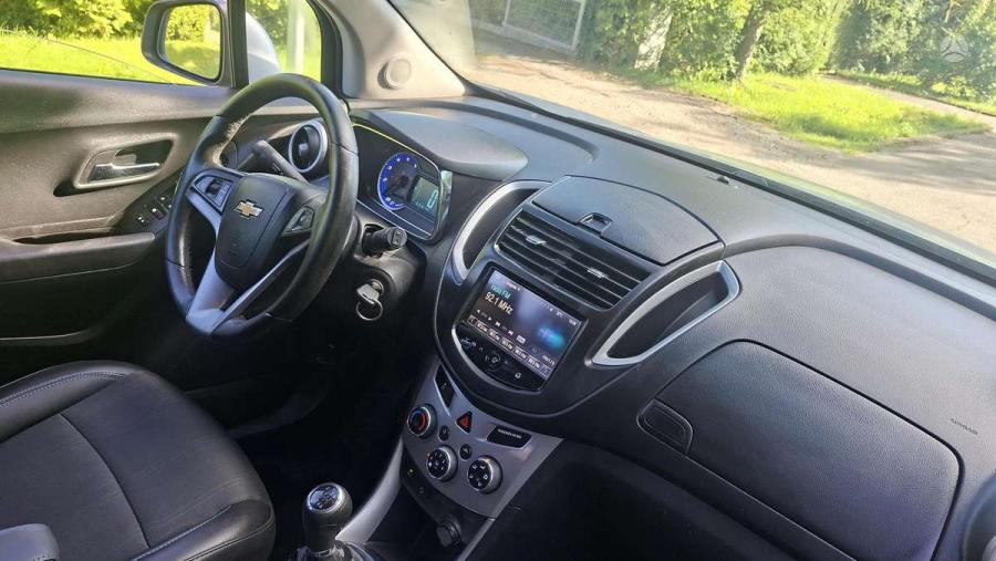 Grey Chevrolet Trax 2014 in Kaunas, with an engine capacity of 1.70 L and mileage of 220 thousand km for 5600 €, photo 14 on AUTOMOTO.COM.LV