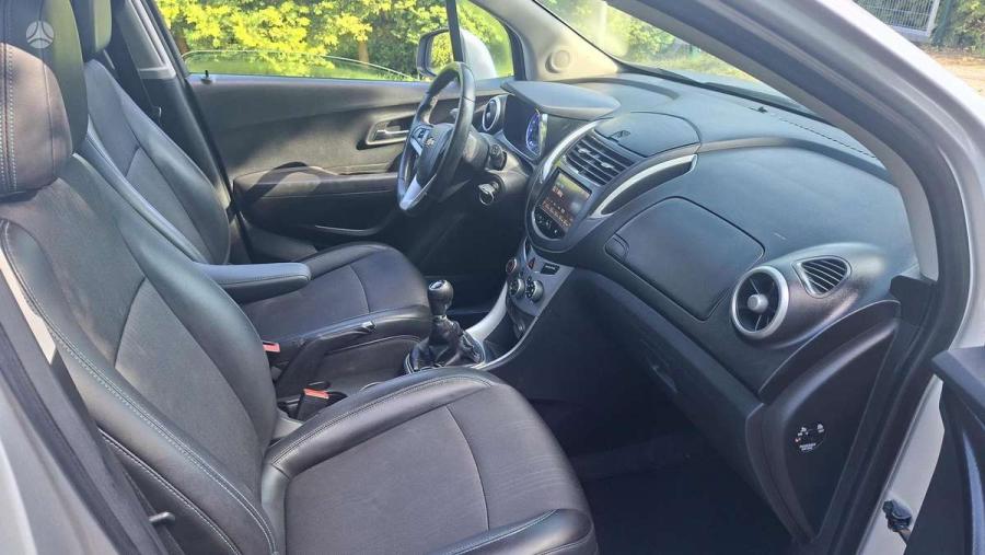 Grey Chevrolet Trax 2014 in Kaunas, with an engine capacity of 1.70 L and mileage of 220 thousand km for 5600 €, photo 18 on AUTOMOTO.COM.LV