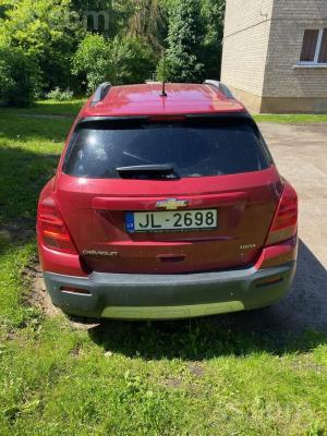 Red Chevrolet Trax 2013 in Riga, with an engine capacity of 1.40 L and mileage of 234 thousand km for 5550 €, photo 6 on AUTOMOTO.COM.LV