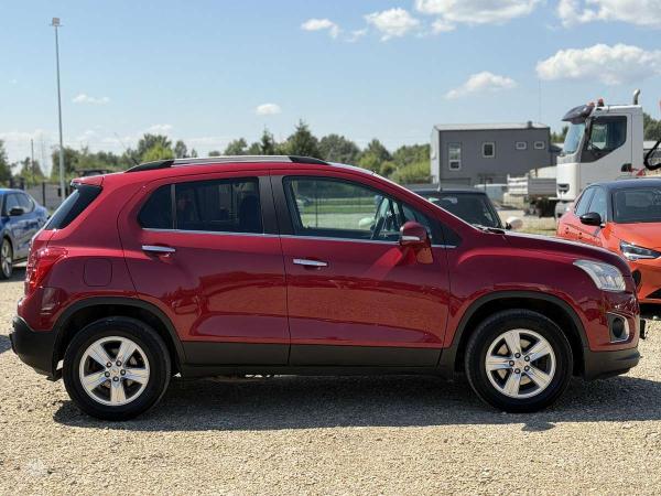 Sarkans Chevrolet Trax 2013 Šauļi, ar dzinēja tilpumu 1.36 L un nobraukumu 145 tūkst. km par 5999 €, foto 4 vietnē AUTOMOTO.COM.LV