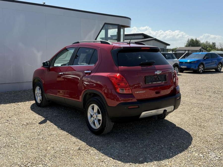 Sarkans Chevrolet Trax 2013 Šauļi, ar dzinēja tilpumu 1.36 L un nobraukumu 145 tūkst. km par 5999 €, foto 9 vietnē AUTOMOTO.COM.LV