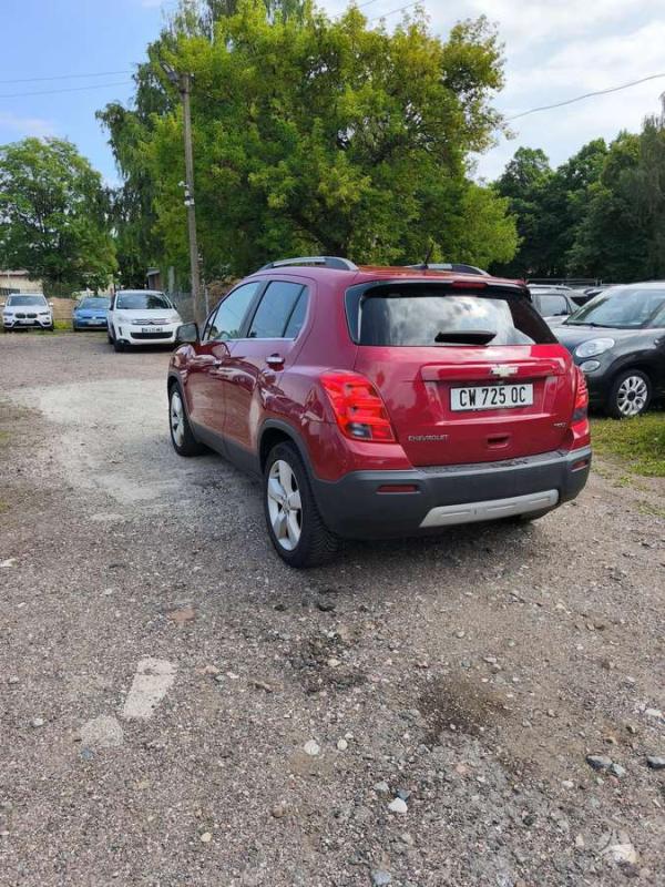Red Chevrolet Trax 2013 in Taurage, with an engine capacity of 1.70 L and mileage of 261 thousand km for 4800 €, photo 5 on AUTOMOTO.COM.LV