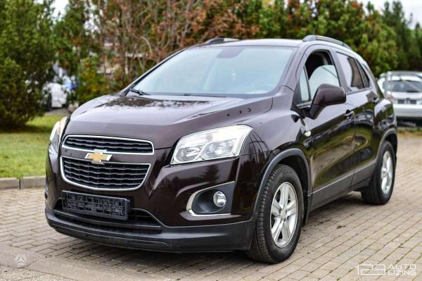 Шевроле Trax 2013 в Кретинга на AUTOMOTO.COM.LV Красный Шевроле Trax 2013 в Кретинга, объемом двигателя 1.60 л и пробегом 268 тыс. км за 5550 €, фото 1 на AUTOMOTO.COM.LV