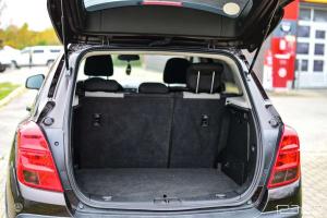 Red Chevrolet Trax 2013 in Kretinga, with an engine capacity of 1.60 L and mileage of 268 thousand km for 5550 €, photo 7 on AUTOMOTO.COM.LV