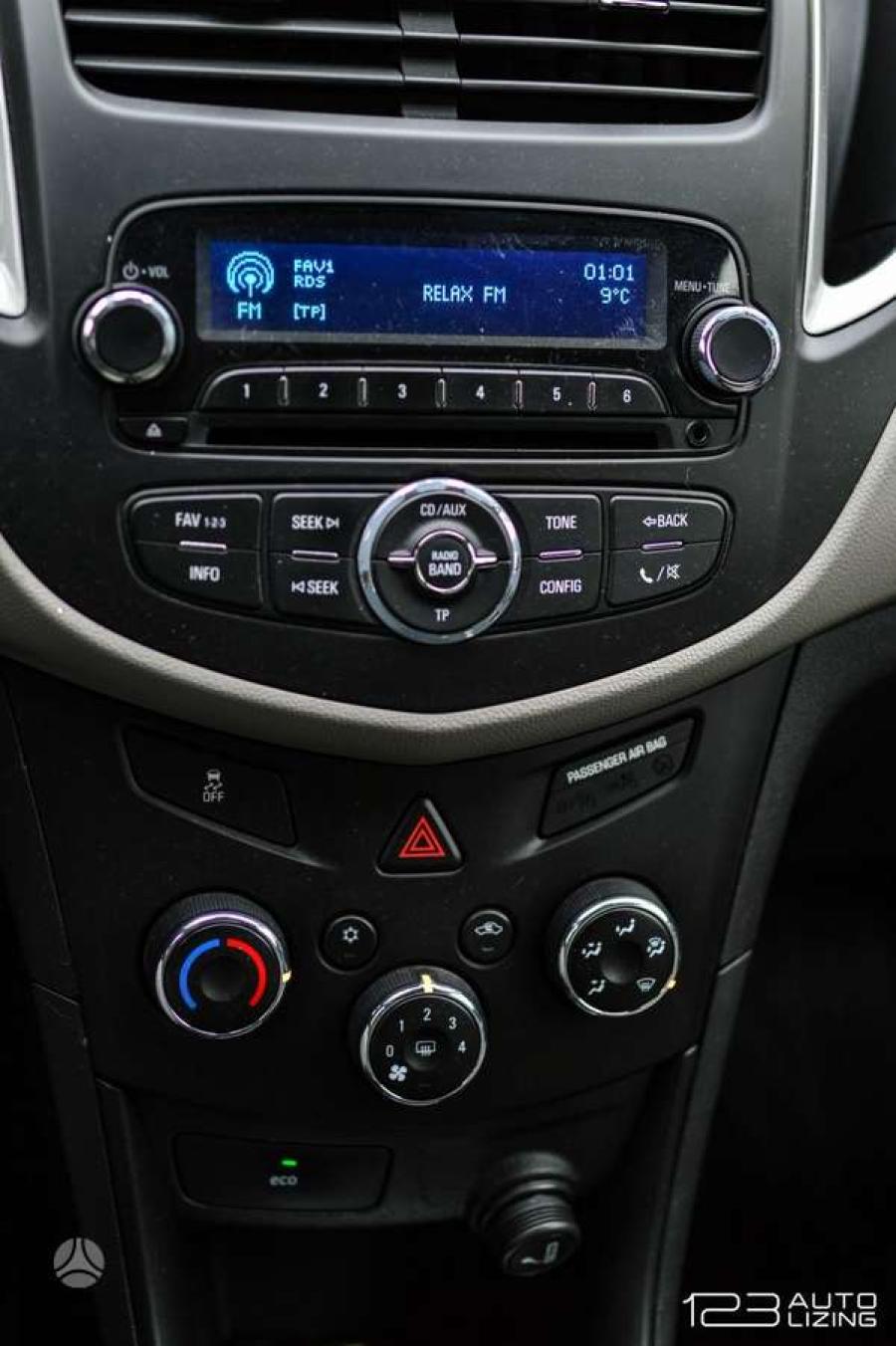 Red Chevrolet Trax 2013 in Kretinga, with an engine capacity of 1.60 L and mileage of 268 thousand km for 5550 €, photo 18 on AUTOMOTO.COM.LV