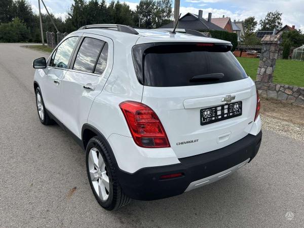Balts Chevrolet Trax 2013 Panevēža, ar dzinēja tilpumu 1.70 L un nobraukumu 247 tūkst. km par 5400 €, foto 5 vietnē AUTOMOTO.COM.LV