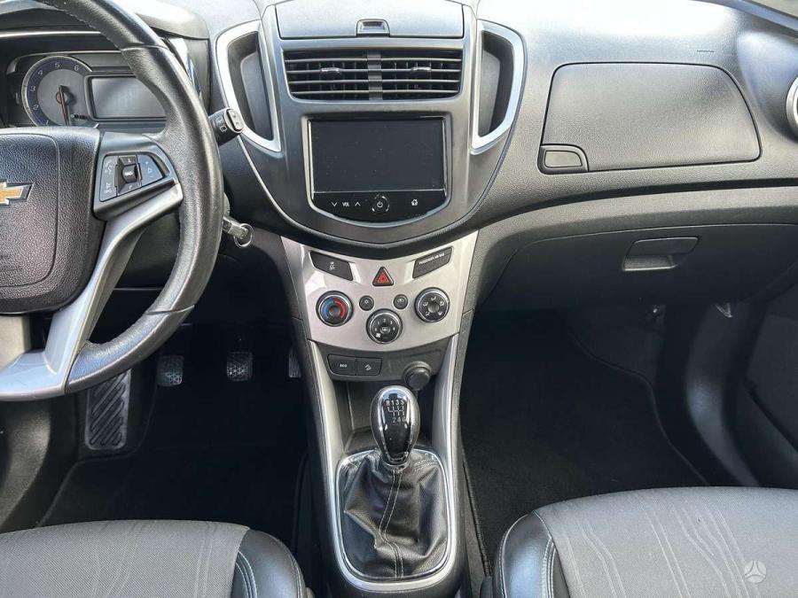 Balts Chevrolet Trax 2013 Panevēža, ar dzinēja tilpumu 1.70 L un nobraukumu 247 tūkst. km par 5400 €, foto 26 vietnē AUTOMOTO.COM.LV