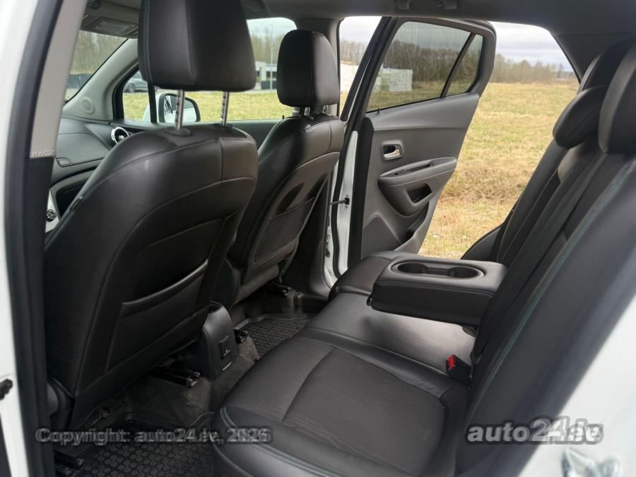Balts Chevrolet Trax 2013 Tartu, ar dzinēja tilpumu 1.40 L un nobraukumu 177 tūkst. km par 3999 €, foto 9 vietnē AUTOMOTO.COM.LV