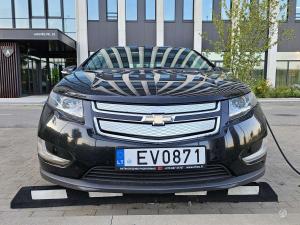 Black Chevrolet Volt 2012 in Vilnius, with an engine capacity of 1.40 L and mileage of 310 thousand km for 4800 €, photo 6 on AUTOMOTO.COM.LV