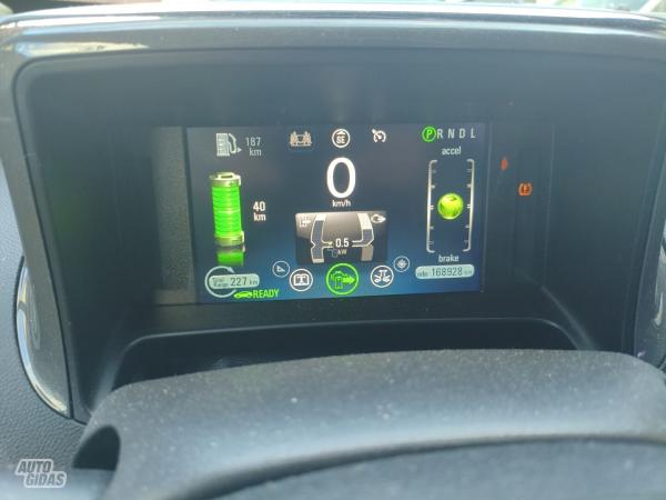 Melns Chevrolet Volt 2013 Kelmė, ar dzinēja tilpumu 1.40 L un nobraukumu 169 tūkst. km par 6350 €, foto 7 vietnē AUTOMOTO.COM.LV