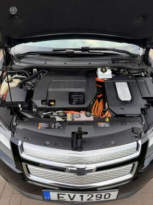 Black Chevrolet Volt 2014 in Vilnius, with an engine capacity of 1.40 L and mileage of 194 thousand km for 6080 €, photo 10 on AUTOMOTO.COM.LV