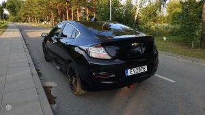 Black Chevrolet Volt 2017 in Vilnius, with an engine capacity of 1.50 L and mileage of 137 thousand km for 8900 €, photo 5 on AUTOMOTO.COM.LV