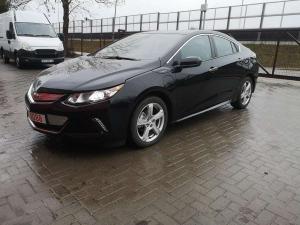Black Chevrolet Volt 2019 in Siauliai, with an engine capacity of 1.50 L and mileage of 47 thousand km for 18500 €, photo  on AUTOMOTO.COM.LV
