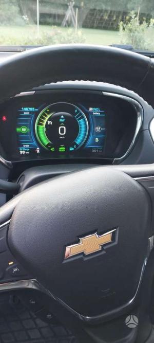 Black Chevrolet Volt 2017 in Vilnius, with an engine capacity of 1.49 L and mileage of 146 thousand km for 11200 €, photo 10 on AUTOMOTO.COM.LV