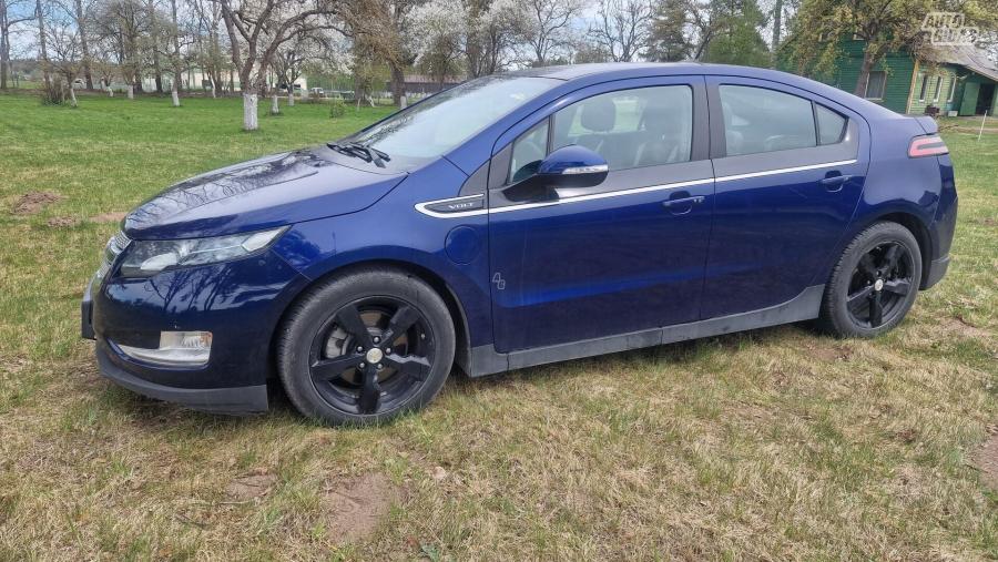 Blue Chevrolet Volt 2013 in Siauliai, with an engine capacity of 1.40 L and mileage of 221 thousand km for 5800 €, photo 4 on AUTOMOTO.COM.LV