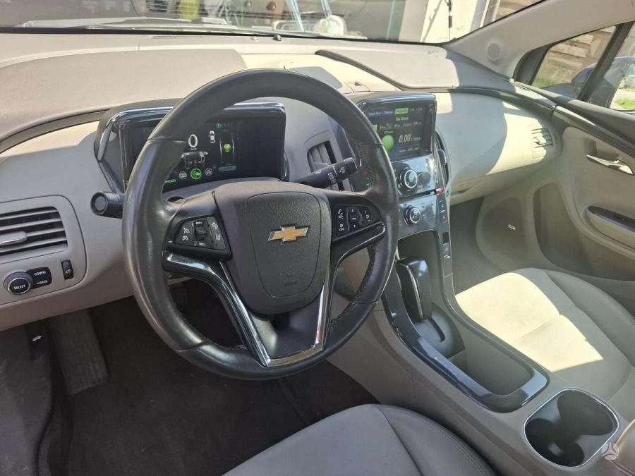 Blue Chevrolet Volt 2013 in Vilnius, with an engine capacity of 1.40 L and mileage of 221 thousand km for 5850 €, photo 13 on AUTOMOTO.COM.LV