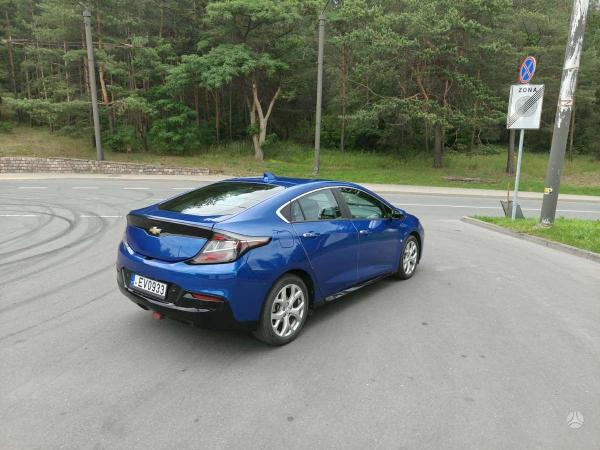 Zils Chevrolet Volt 2017 Kauņa, ar dzinēja tilpumu 1.49 L un nobraukumu 94 tūkst. km par 11300 €, foto 4 vietnē AUTOMOTO.COM.LV
