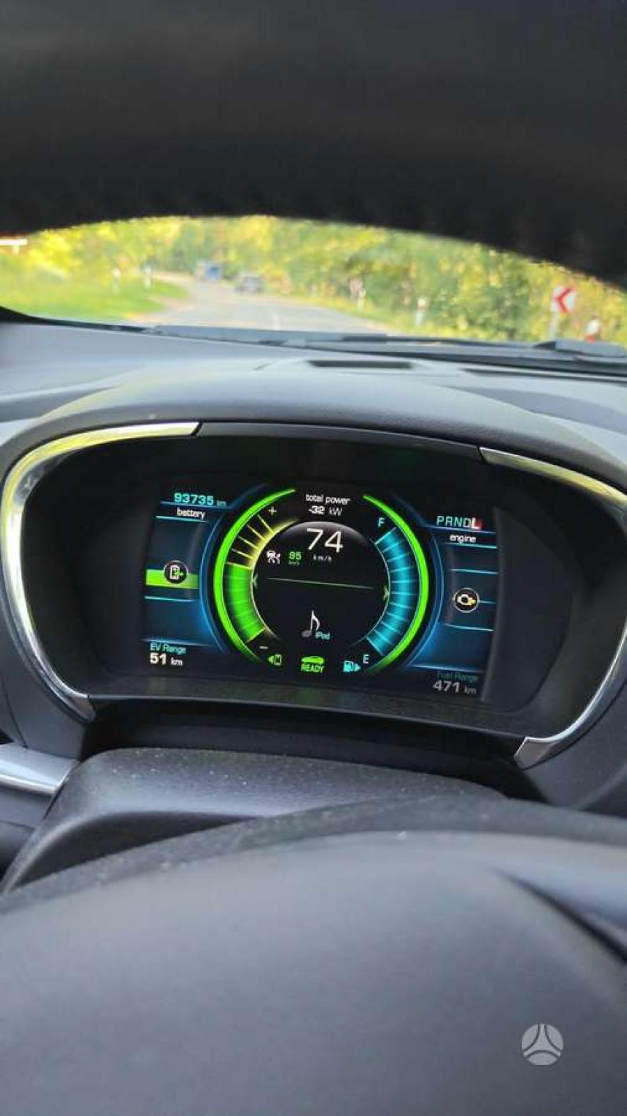 Blue Chevrolet Volt 2017 in Kaunas, with an engine capacity of 1.49 L and mileage of 94 thousand km for 11300 €, photo 13 on AUTOMOTO.COM.LV