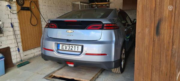 Zils Chevrolet Volt 2015 Viļņa, ar dzinēja tilpumu 0.11 L un nobraukumu 155 tūkst. km par 7300 €, foto 1 vietnē AUTOMOTO.COM.LV