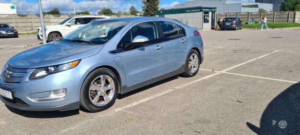 Zils Chevrolet Volt 2015 Viļņa, ar dzinēja tilpumu 0.11 L un nobraukumu 155 tūkst. km par 7300 €, foto 4 vietnē AUTOMOTO.COM.LV
