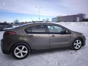 Brūns Chevrolet Volt 2014 Viļņa, ar dzinēja tilpumu 1.40 L un nobraukumu 133 tūkst. km par 8000 €, foto 7 vietnē AUTOMOTO.COM.LV