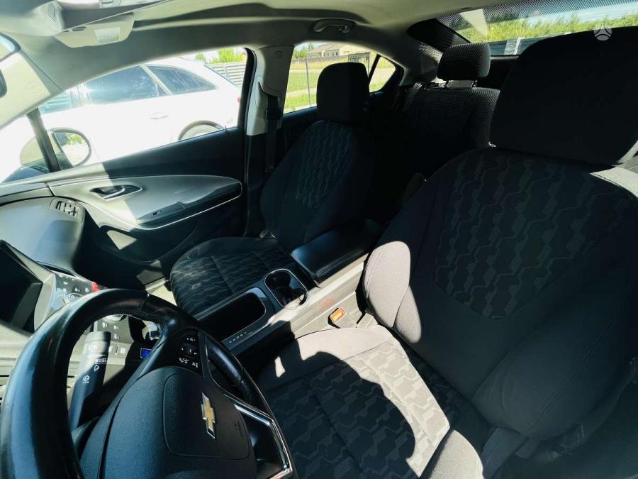 Brown Chevrolet Volt 2015 in Gargzdai, with an engine capacity of 1.40 L and mileage of 124 thousand km for 7200 €, photo 11 on AUTOMOTO.COM.LV