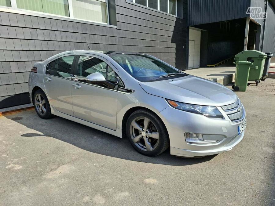 Pelēks Chevrolet Volt 2012 Kauņa, ar dzinēja tilpumu 1.40 L un nobraukumu 116 tūkst. km par 3900 €, foto 3 vietnē AUTOMOTO.COM.LV