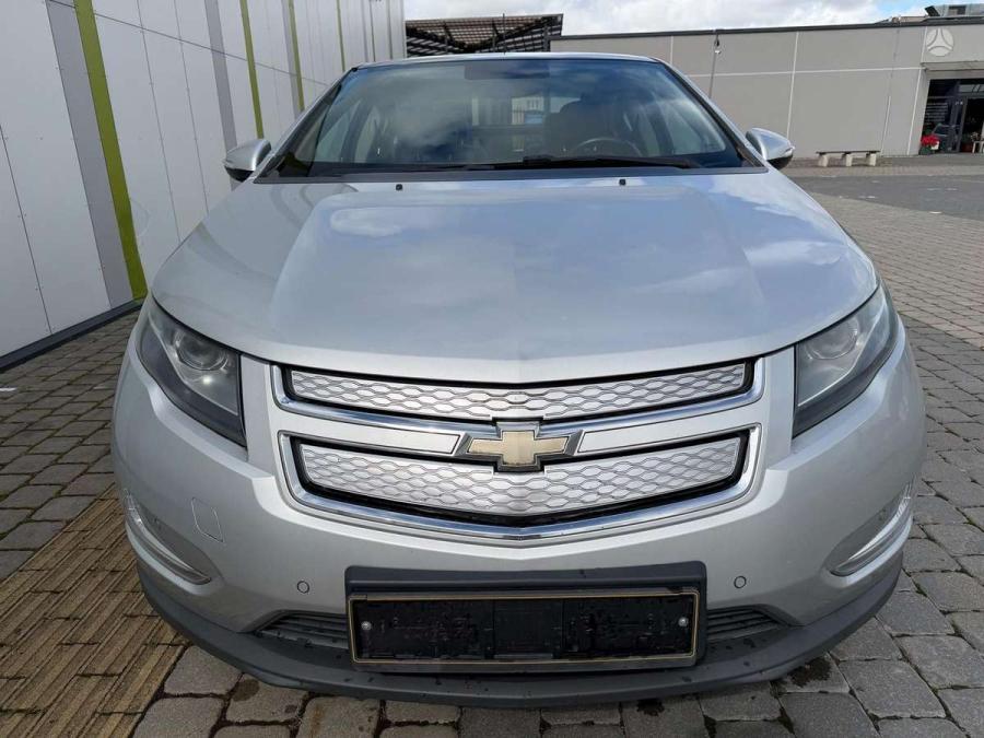 Pelēks Chevrolet Volt 2012 Raseiniai, ar dzinēja tilpumu 1.40 L un nobraukumu 145 tūkst. km par 6900 €, foto 9 vietnē AUTOMOTO.COM.LV
