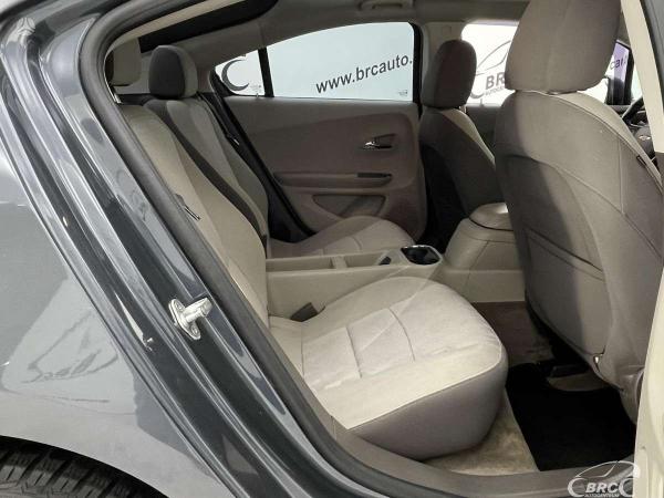 Pelēks Chevrolet Volt 2013 Viļņa, ar dzinēja tilpumu 1.40 L un nobraukumu 367 tūkst. km par 5500 €, foto 10 vietnē AUTOMOTO.COM.LV