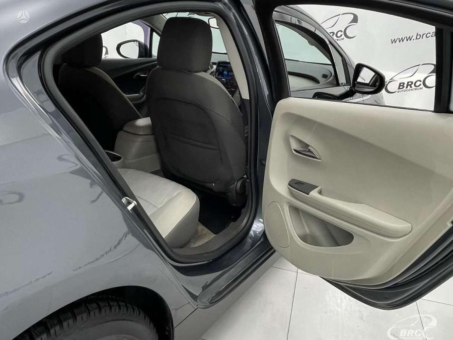 Pelēks Chevrolet Volt 2013 Viļņa, ar dzinēja tilpumu 1.40 L un nobraukumu 367 tūkst. km par 5500 €, foto 14 vietnē AUTOMOTO.COM.LV