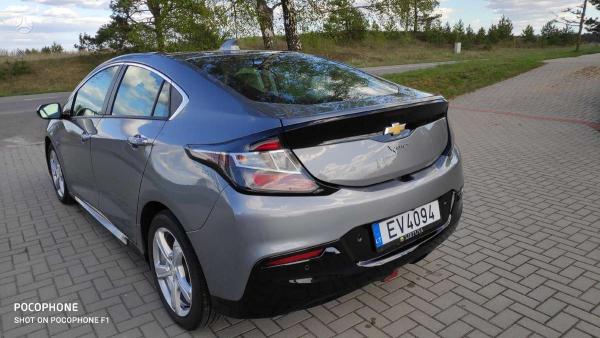 Pelēks Chevrolet Volt 2018 Viļņa, ar dzinēja tilpumu 1.50 L un nobraukumu 140 tūkst. km par 9800 €, foto 3 vietnē AUTOMOTO.COM.LV