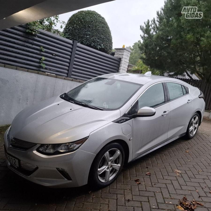 Chevrolet Volt 2017 in Vilnius, with an engine capacity of 1.40 L and mileage of 170 thousand km for 9950 €, photo 1 on AUTOMOTO.COM.LV