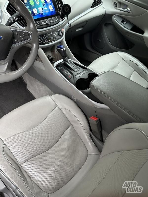 Chevrolet Volt 2017 in Vilnius on AUTOMOTO.COM.LV Chevrolet Volt 2017 in Vilnius, with an engine capacity of 1.50 L and mileage of 178 thousand km for 10500 €, photo 10 on AUTOMOTO.COM.LV