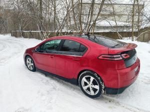 Red Chevrolet Volt 2012 in Vilnius, with an engine capacity of 1.40 L and mileage of 207 thousand km for 4300 €, photo 4 on AUTOMOTO.COM.LV