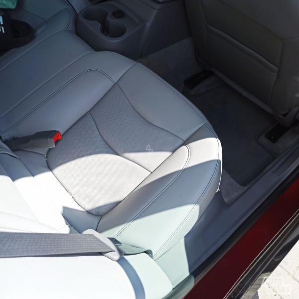 Red Chevrolet Volt 2018 in Vilnius, with an engine capacity of 1.50 L and mileage of 45 thousand km for 15499 €, photo 6 on AUTOMOTO.COM.LV