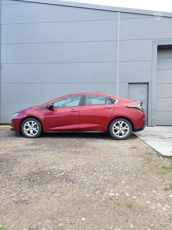 Sarkans Chevrolet Volt 2019 Panevēža, ar dzinēja tilpumu 1.50 L un nobraukumu 66 tūkst. km par 15200 €, foto 6 vietnē AUTOMOTO.COM.LV