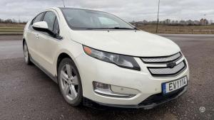 White Chevrolet Volt 2012 in Kaunas, with an engine capacity of 1.40 L and mileage of 215 thousand km for 4300 €, photo  on AUTOMOTO.COM.LV
