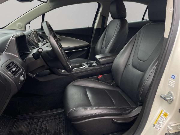 Balts Chevrolet Volt 2013 Viļņa, ar dzinēja tilpumu 1.40 L un nobraukumu 163 tūkst. km par 6999 €, foto 10 vietnē AUTOMOTO.COM.LV