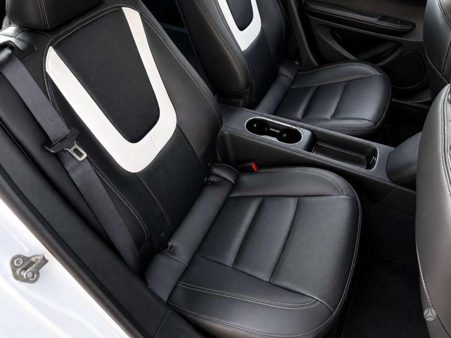 Balts Chevrolet Volt 2013 Viļņa, ar dzinēja tilpumu 1.40 L un nobraukumu 239 tūkst. km par 5900 €, foto 8 vietnē AUTOMOTO.COM.LV
